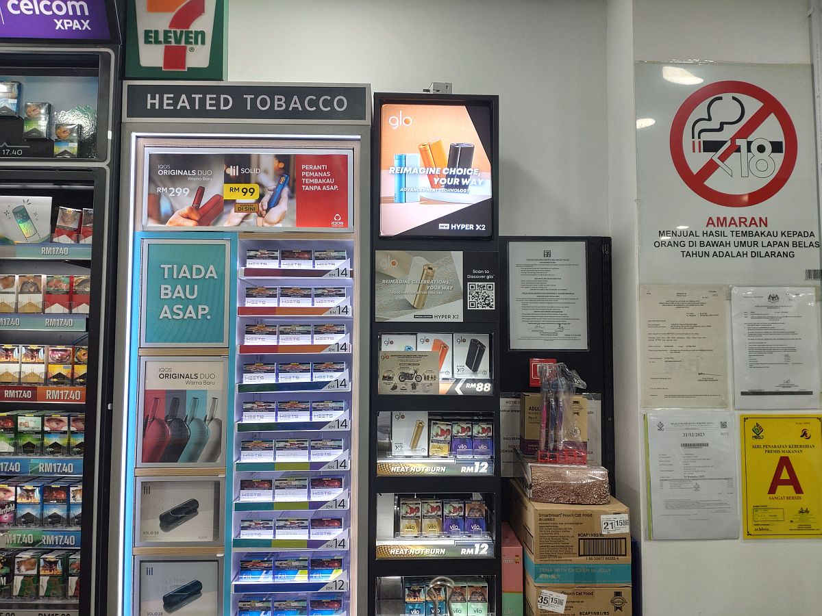 Inside Malaysia’s Vape Stores: The Lure Of Addictive Flavours For ...